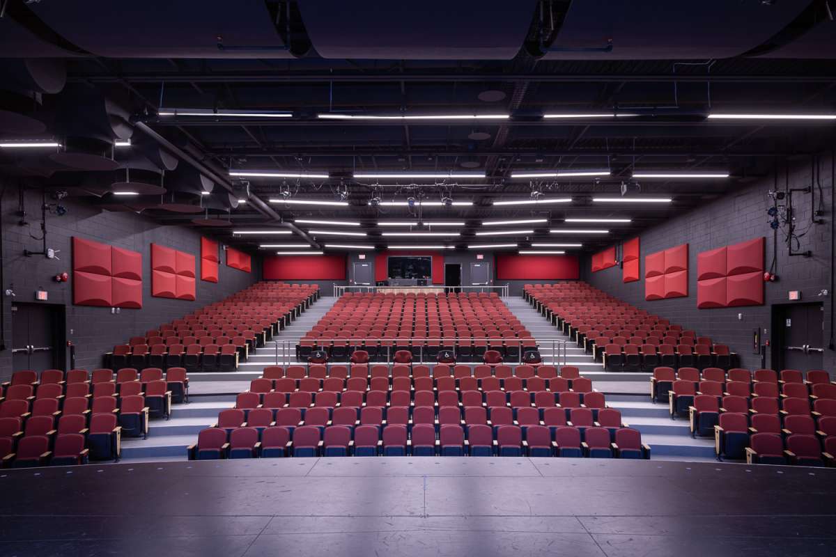 Seven Oaks Performing Arts Centre | Gardon Construction Ltd.